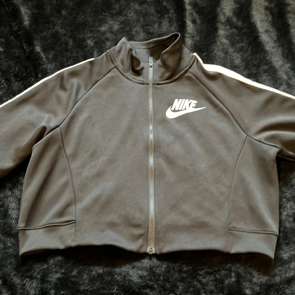 Nike | Jackets & Coats | Nike Cropped Jacket | Poshmark